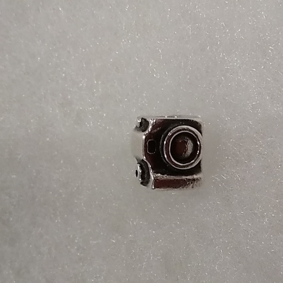 unknown | Jewelry | Camera Bead Probably Not Pandora But Still Fits The ...